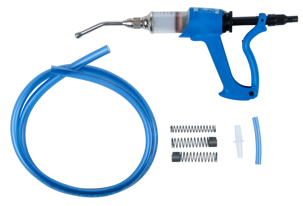 Drencher SYR 30cc Premium Auto with Metal Nozzle & Tubing — Jeffers