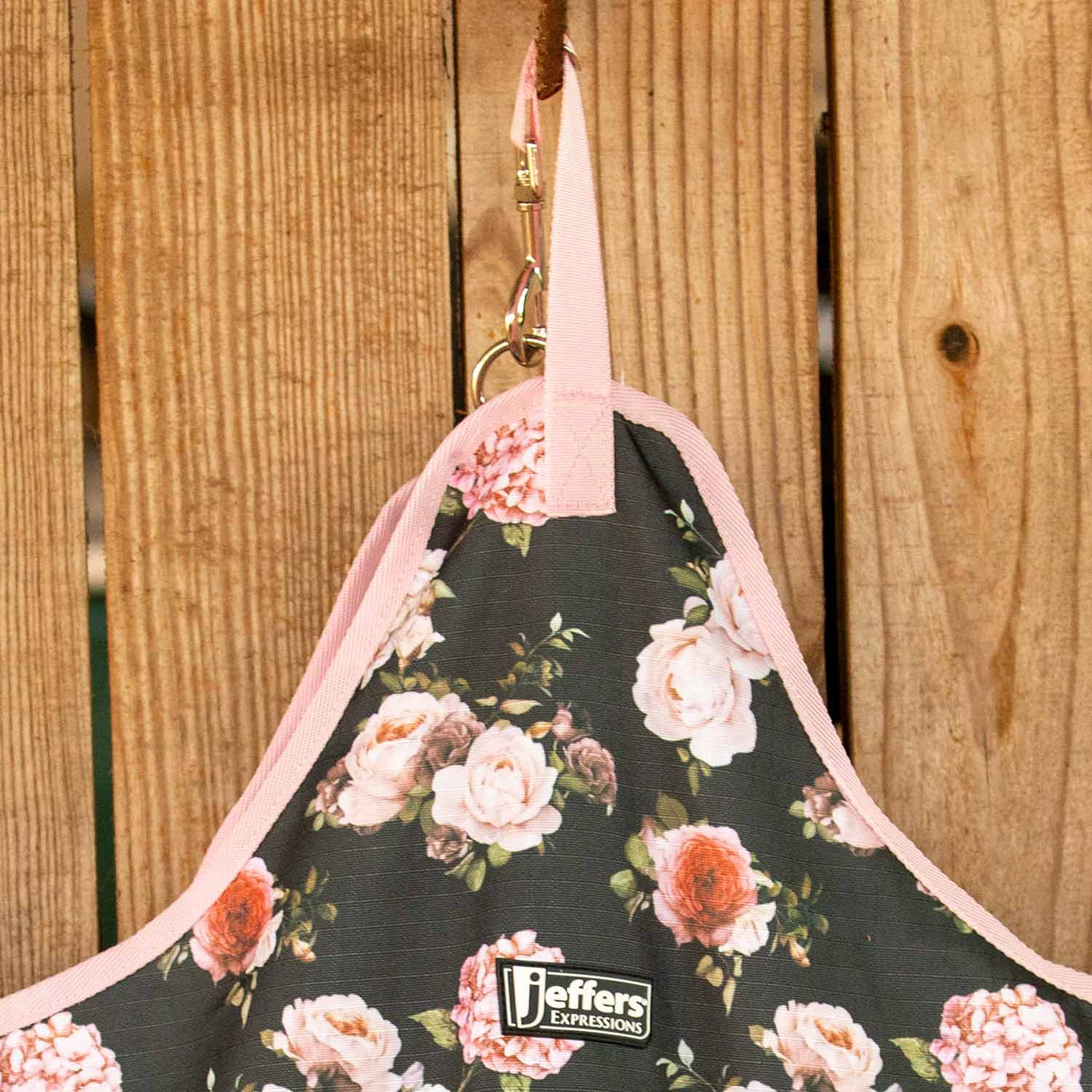 Jeffers Expression Hay Bag for Horses and Cattle